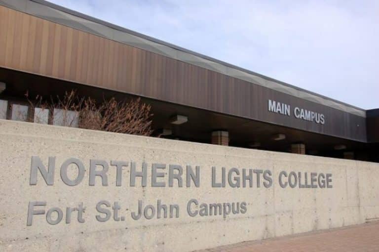 Service Canada's Northern Lights College office to close in May