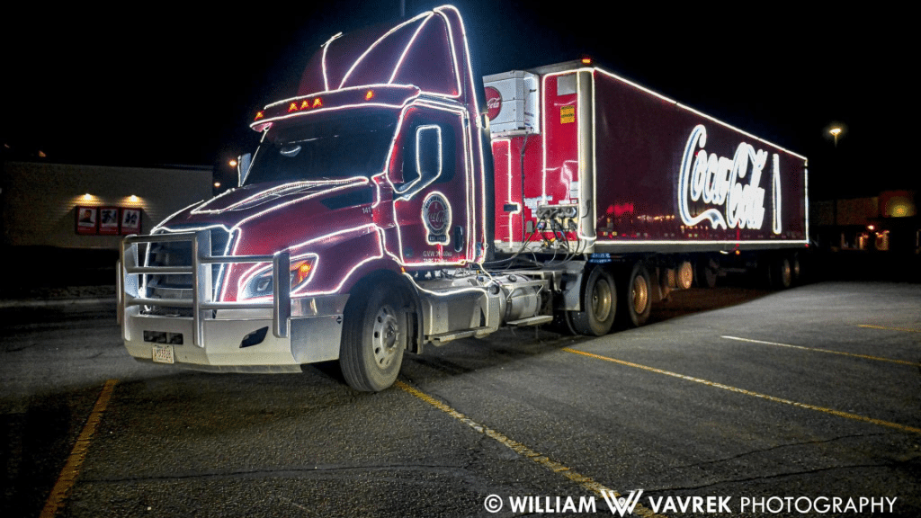 Coca-Cola-Truck-William-Vavrek-Photography – Energeticcity.ca