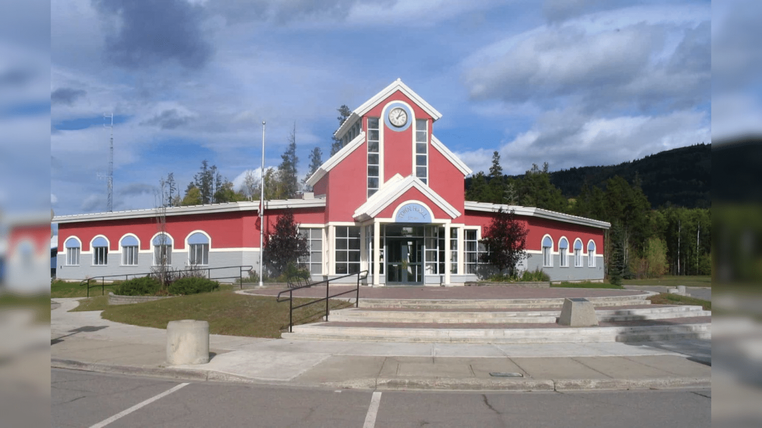 Tumbler Ridge applies to be on Home Town Takeover Canada