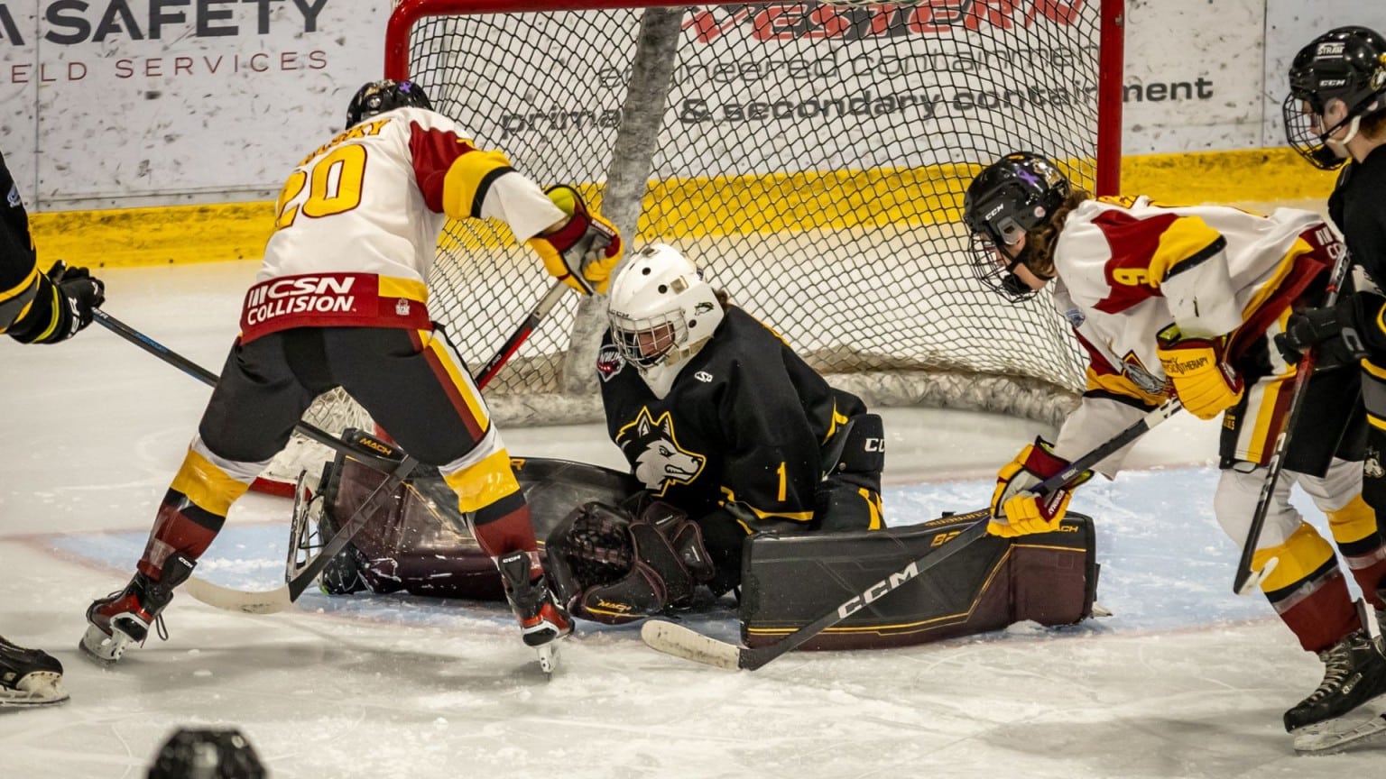 Huskies deal goaltender Ethan Fechter to rival Lumber Barons