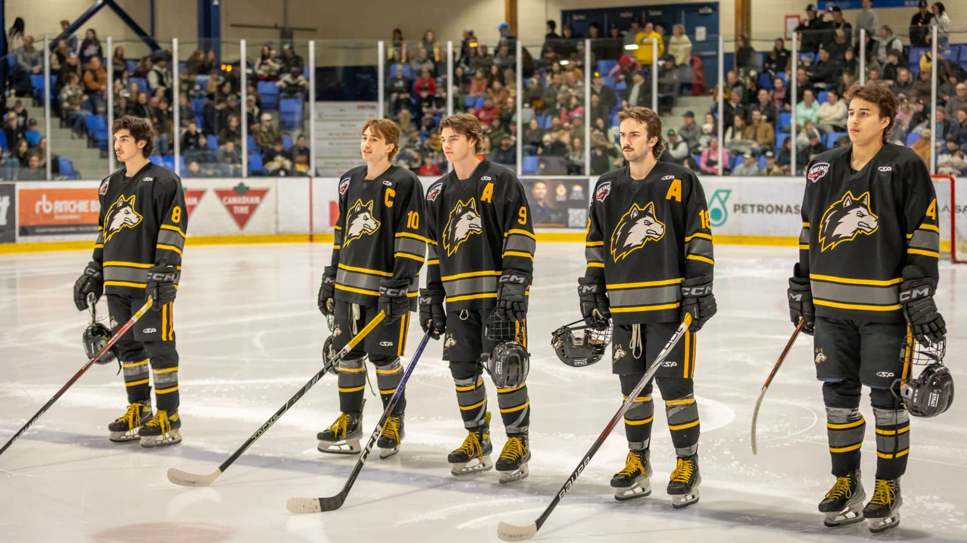 Huskies seize finals lead, eye fifth NWJHL title in six seasons