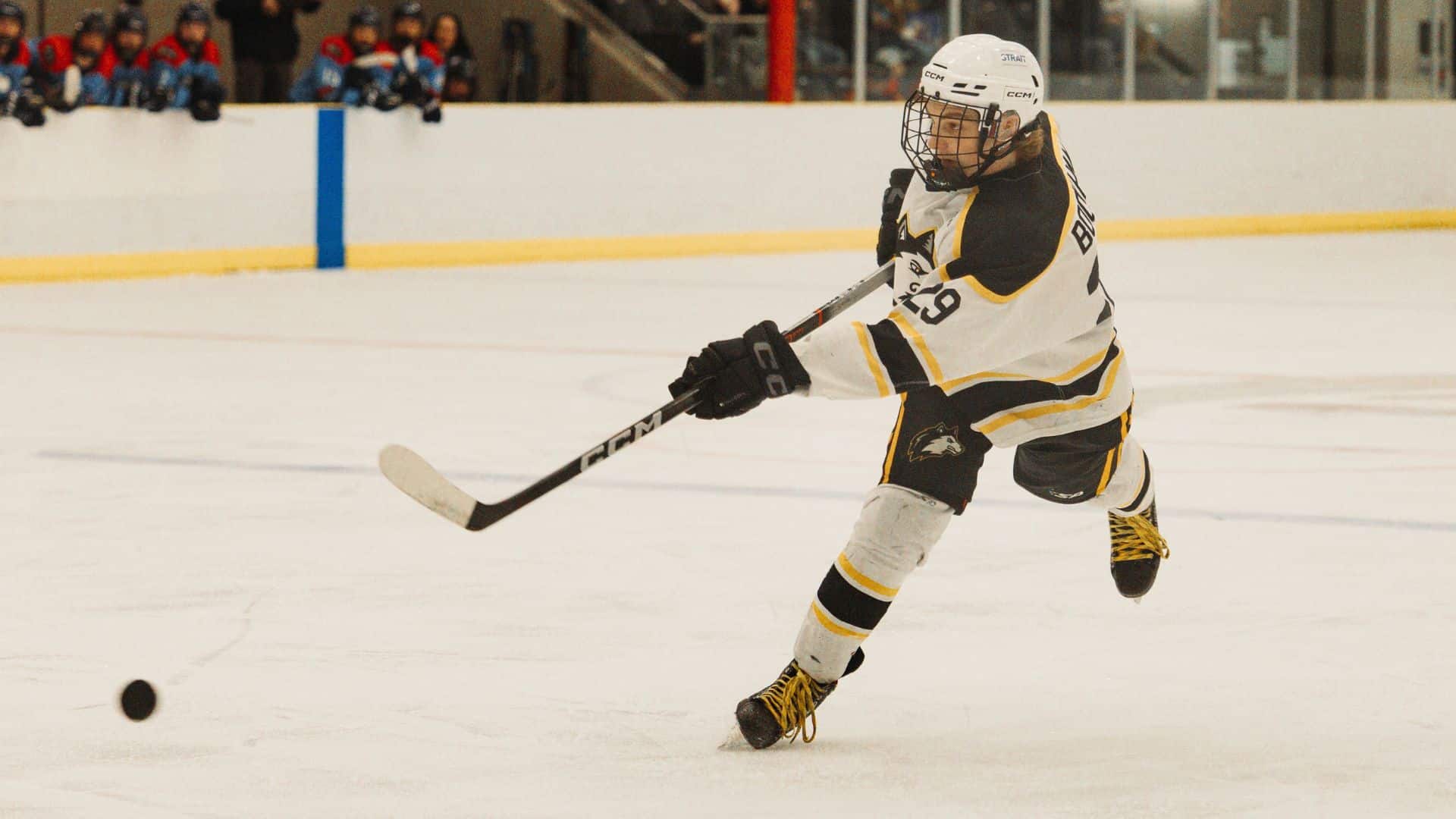 Huskies' defeat in opening game at Hockey Alberta Provincials