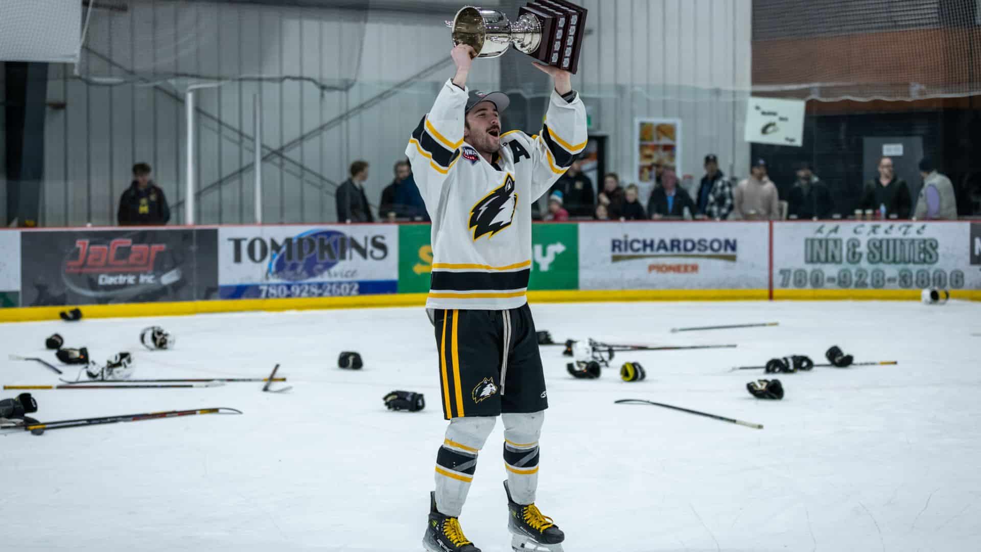 Huskies' Ashton Underhill to go to Wisconsin's Marian University