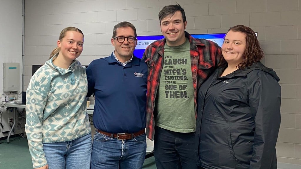 Conservative Bob Zimmer wins Peace River riding for election 2025