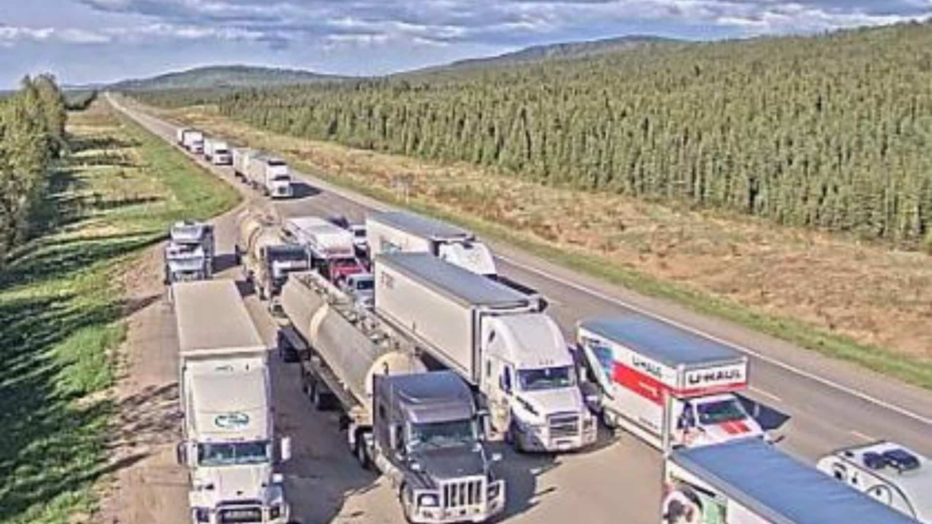 Alaska Highway 97 closure at kilometre 319 after incident