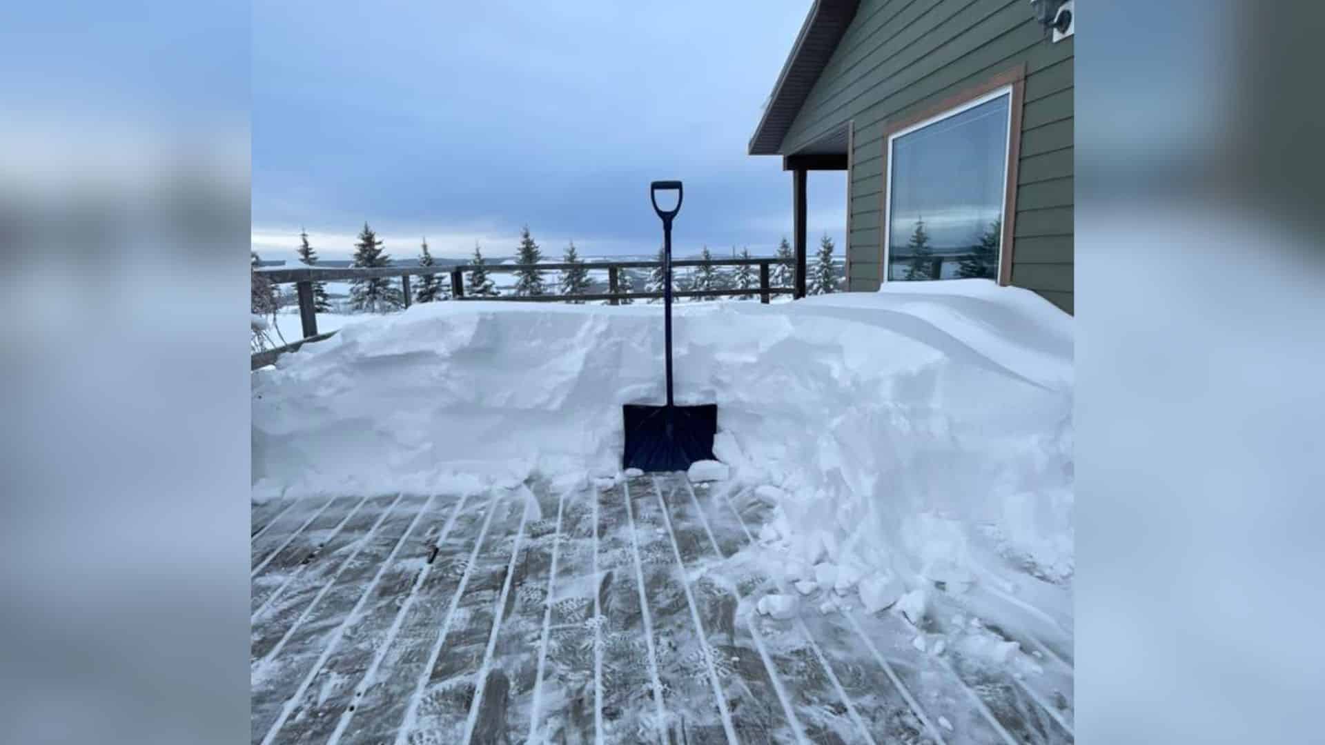 Environment Canada issues snowfall warning for Peace on Jan 1st