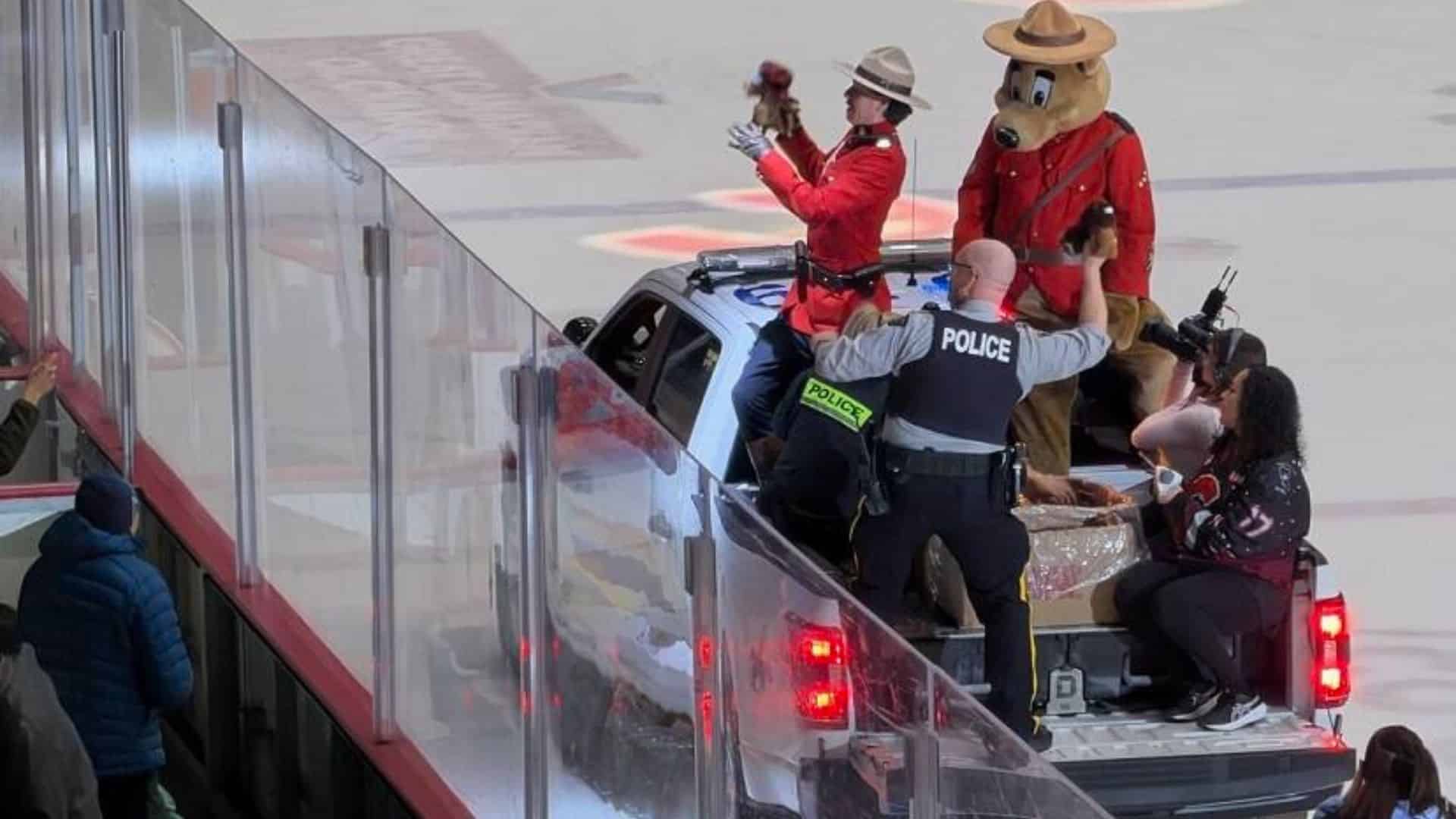 FSJ RCMP goes to Prince George hockey to promote recruitment