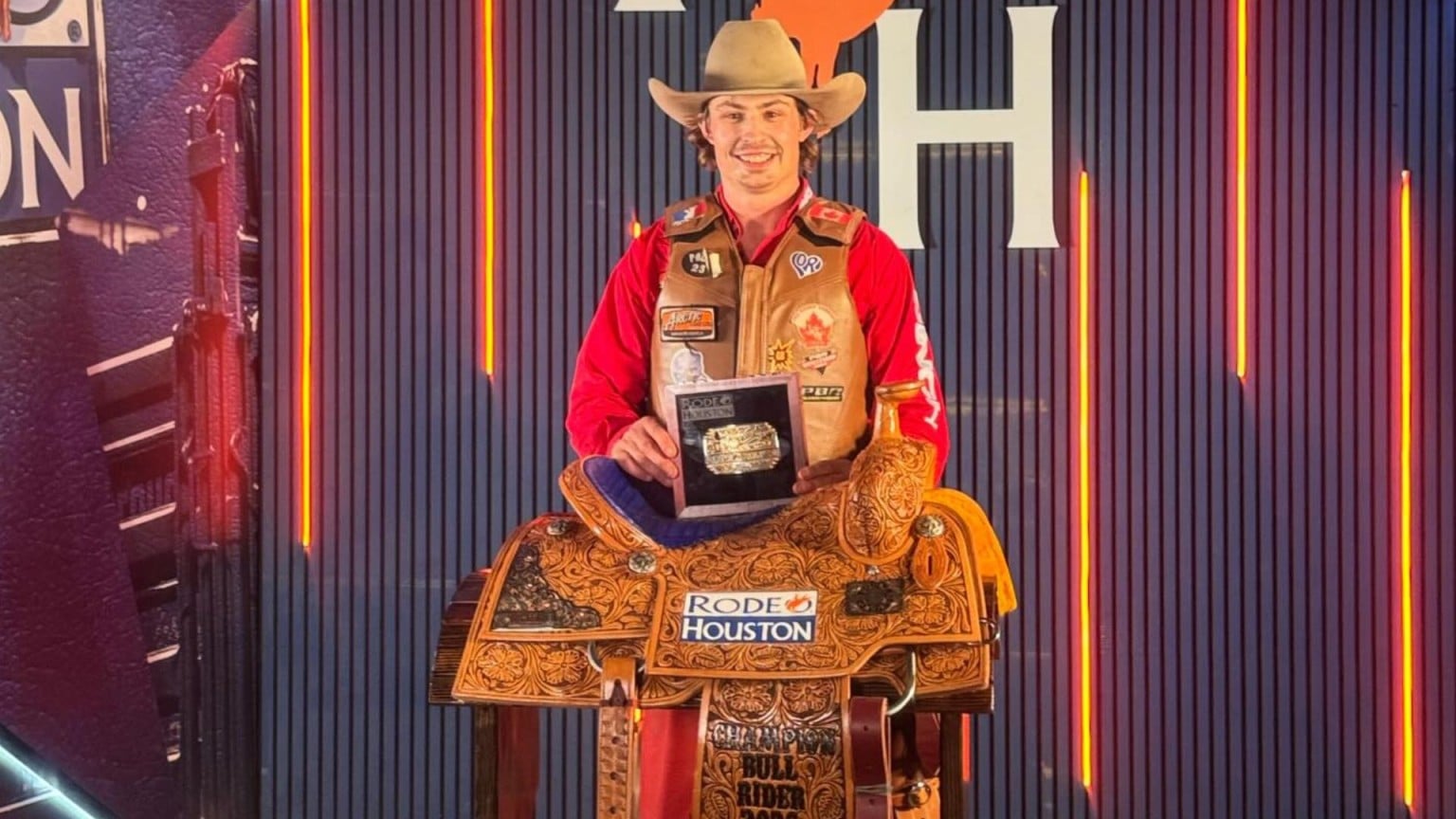 Jake-Gardner-Rodeo-Houston – Energeticcity.ca